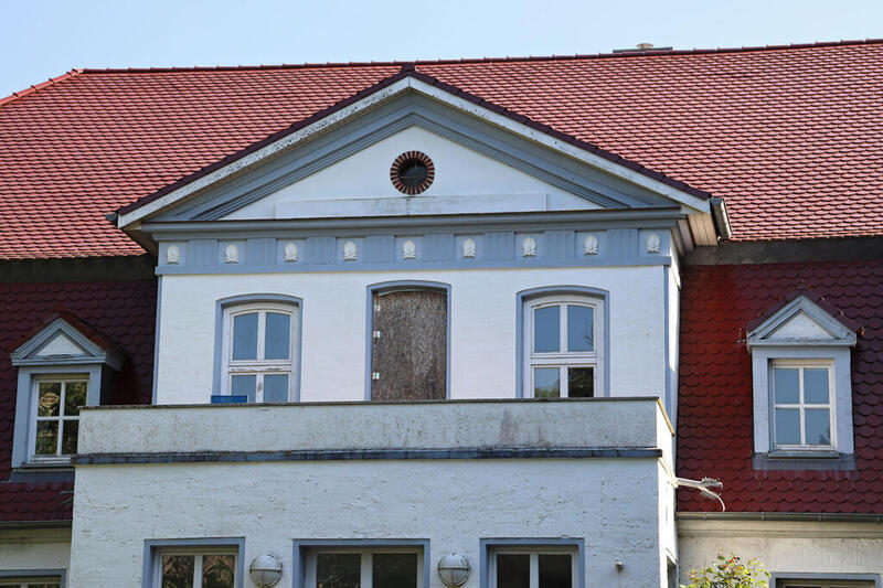 Guts- & Herrenhäuser / Gutshäuser - P / Pentin